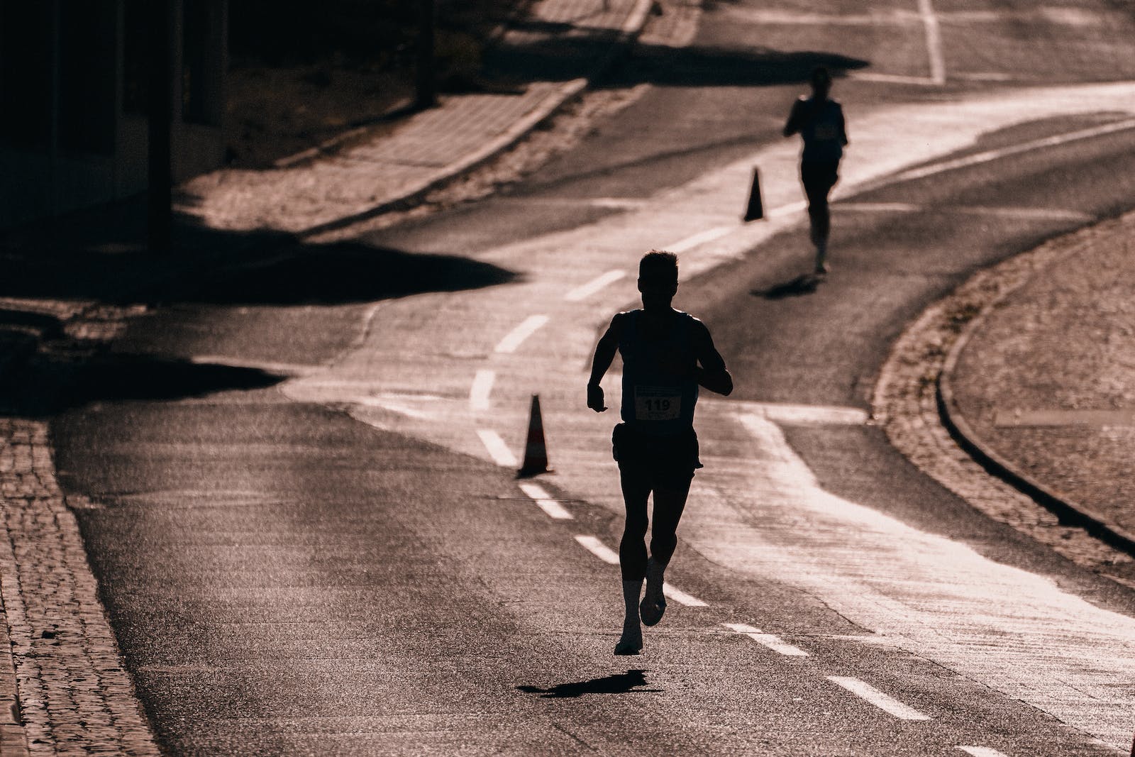 Running Days: Tales of a Teenage Oxygen Junkie - James Maguire ...